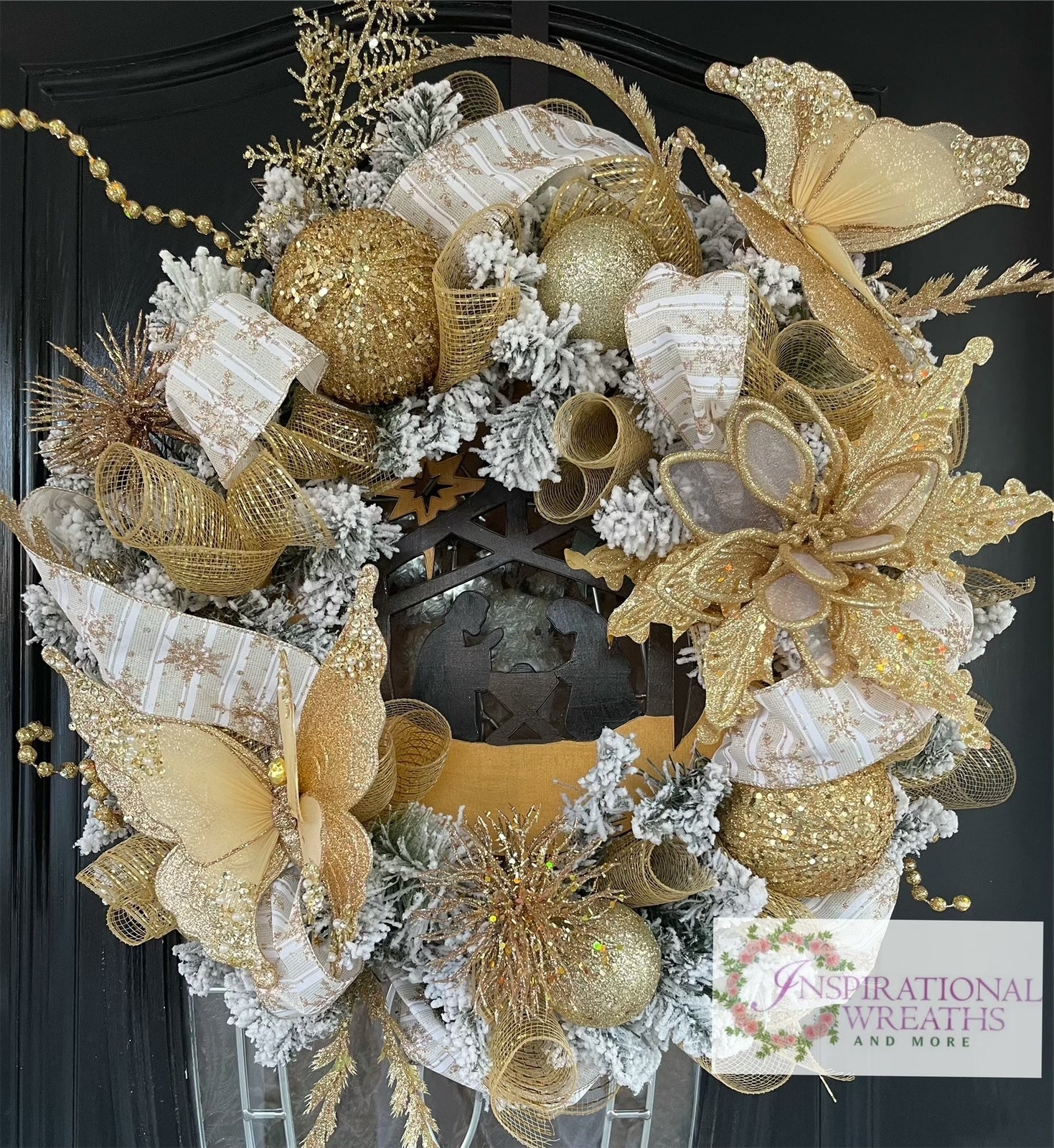 Beautiful White Christmas Wreaths